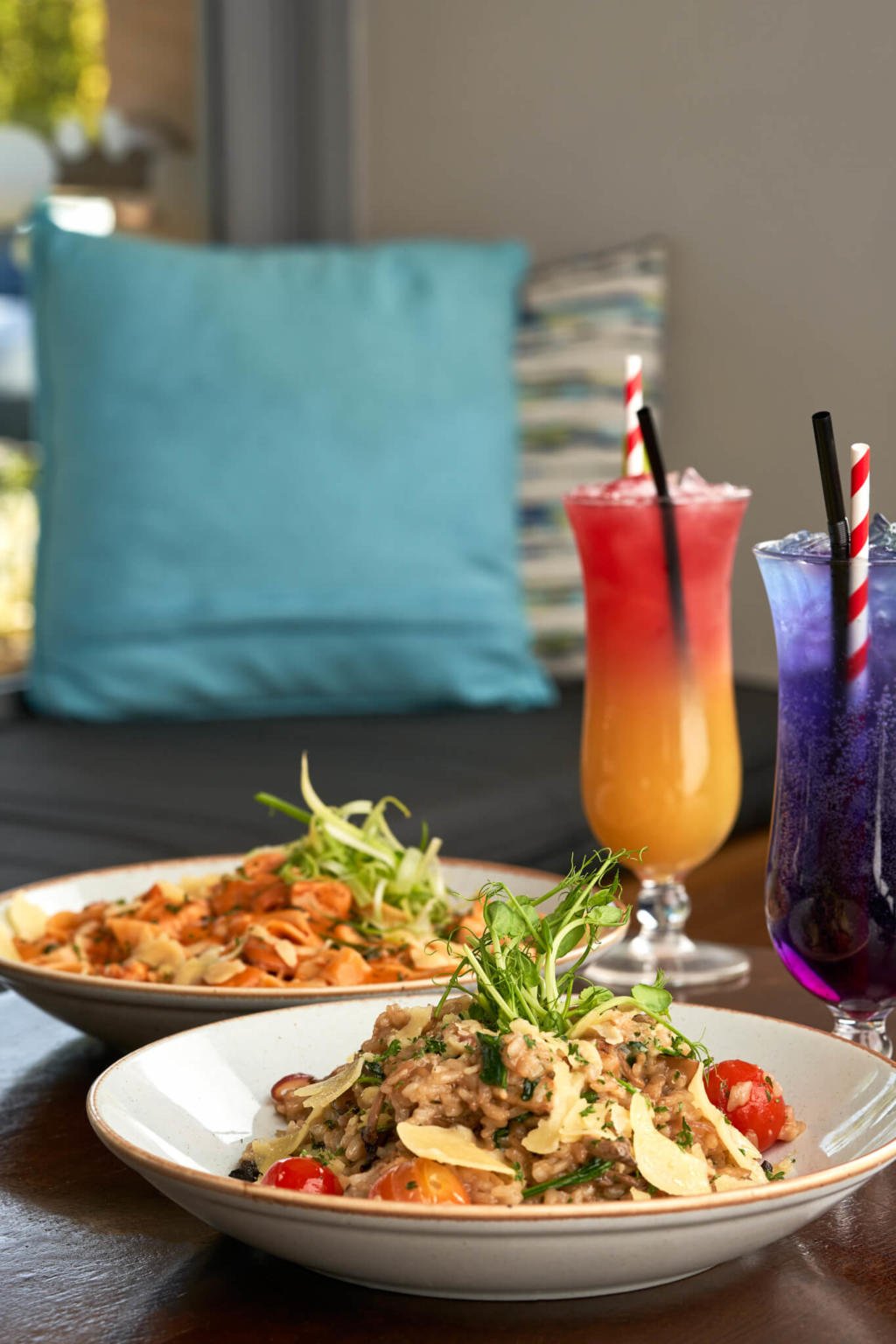 Bistro, Sports Bar and Garden Bar - The Brook Bar & Bistro